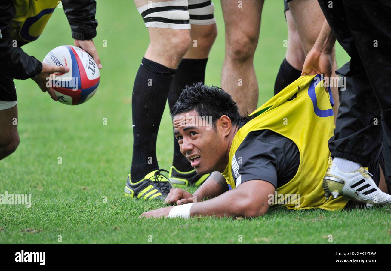 ENGLAND RUGBY TEAM TRAINING AT PENNY HILL PARK HOTEL FOR THEIR WORLD ...