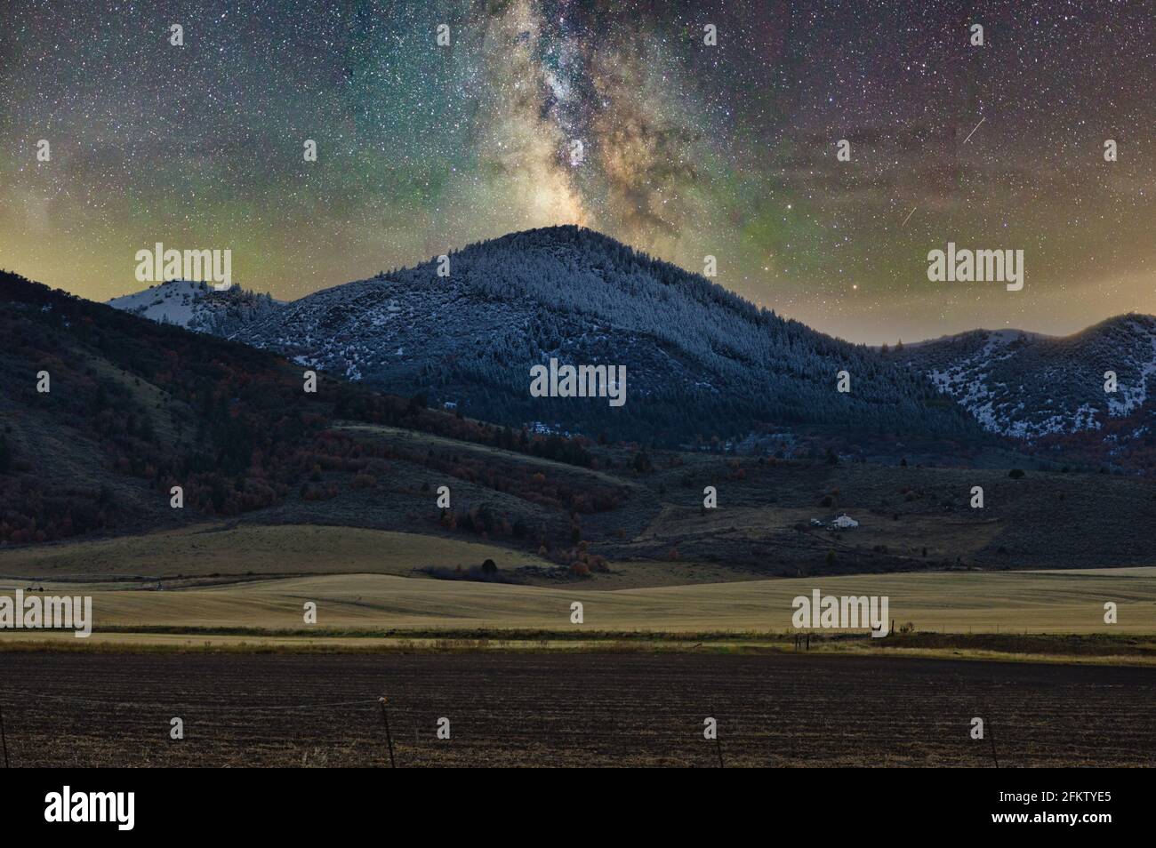 Milky Way over the mountains Stock Photo - Alamy
