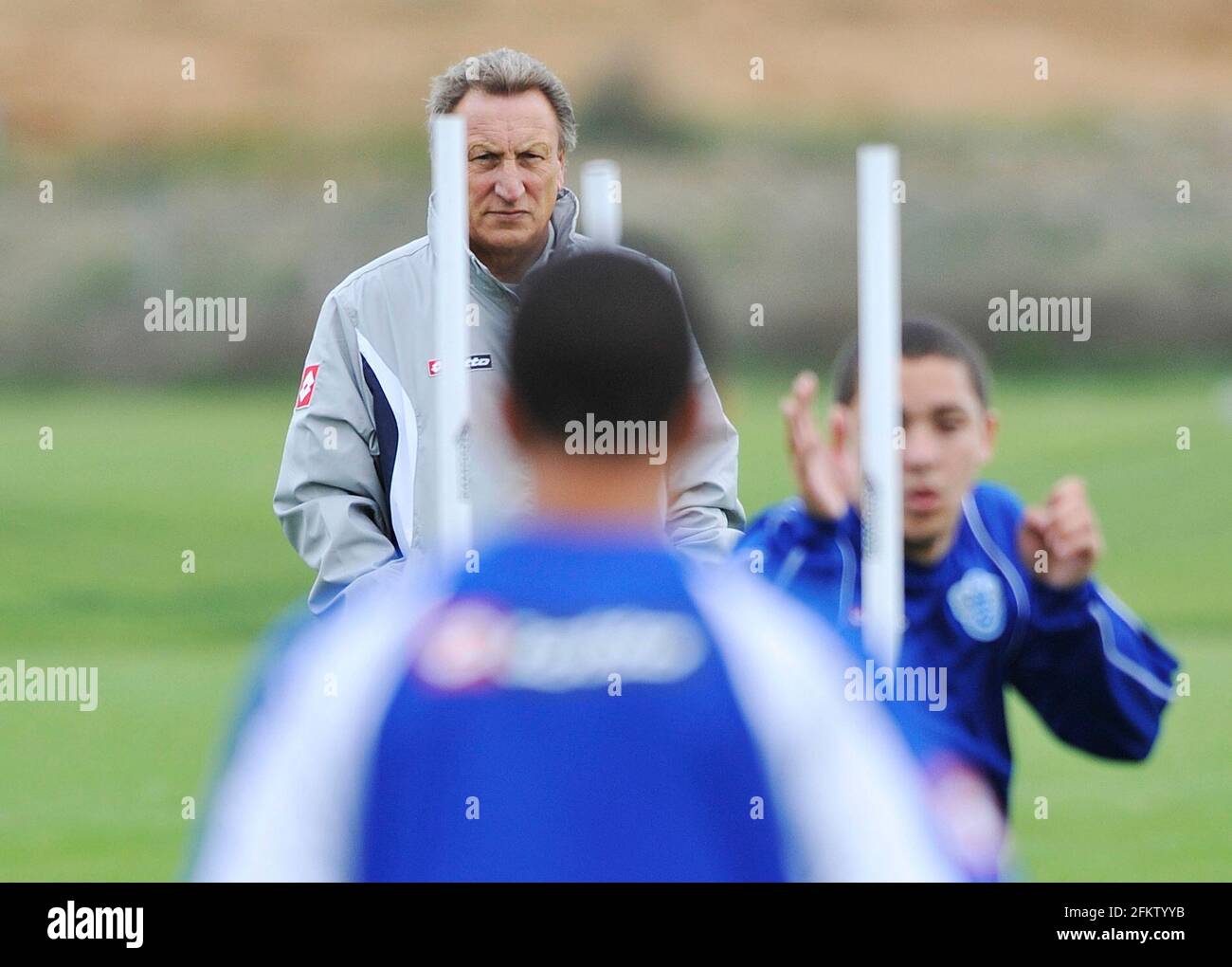Neil warnock qpr 2011 hi-res stock photography and images - Alamy