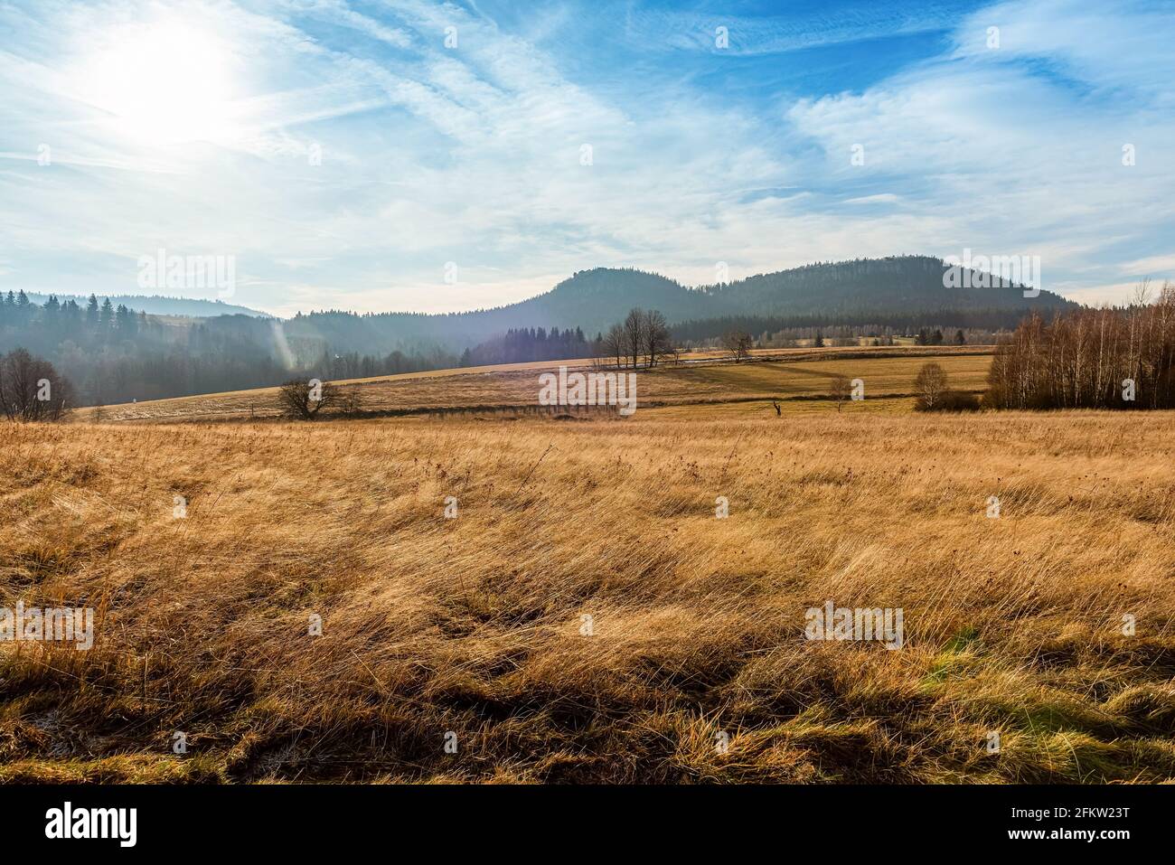 Horizontal horizon hi-res stock photography and images - Alamy