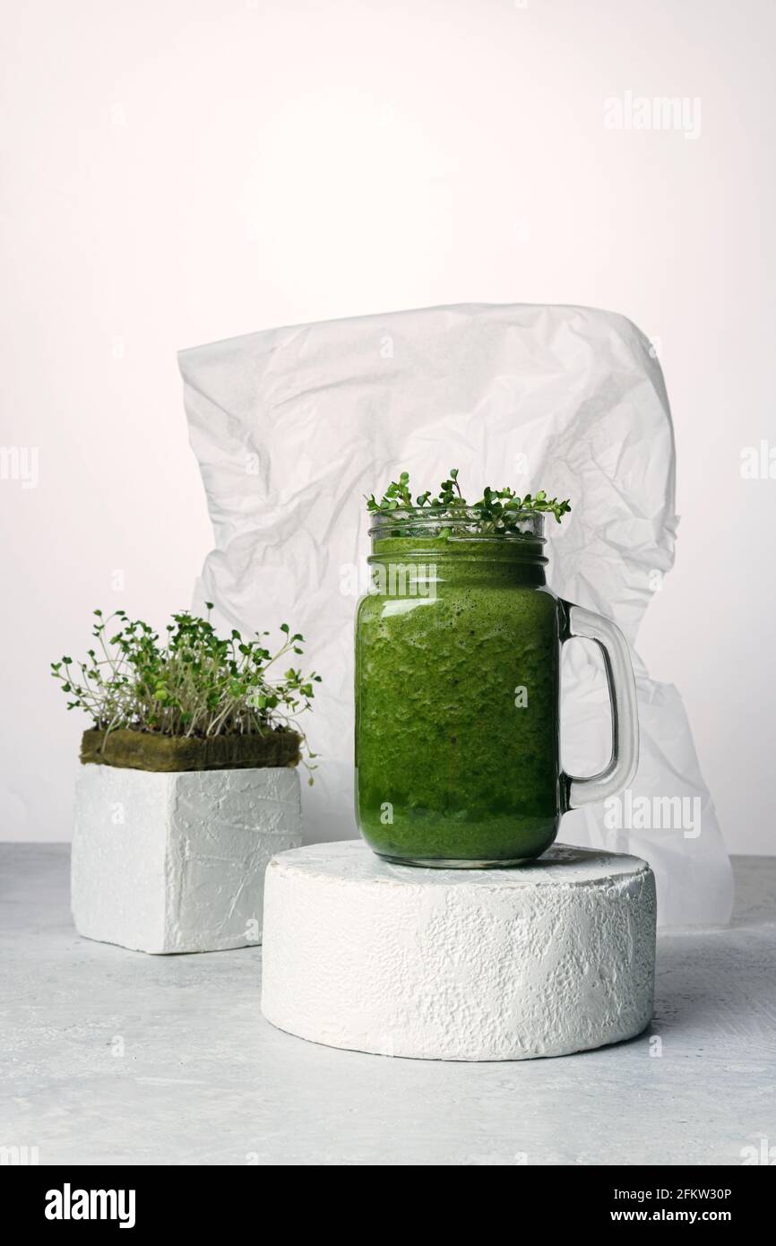 Mizuna spinach hi-res stock photography and images - Alamy