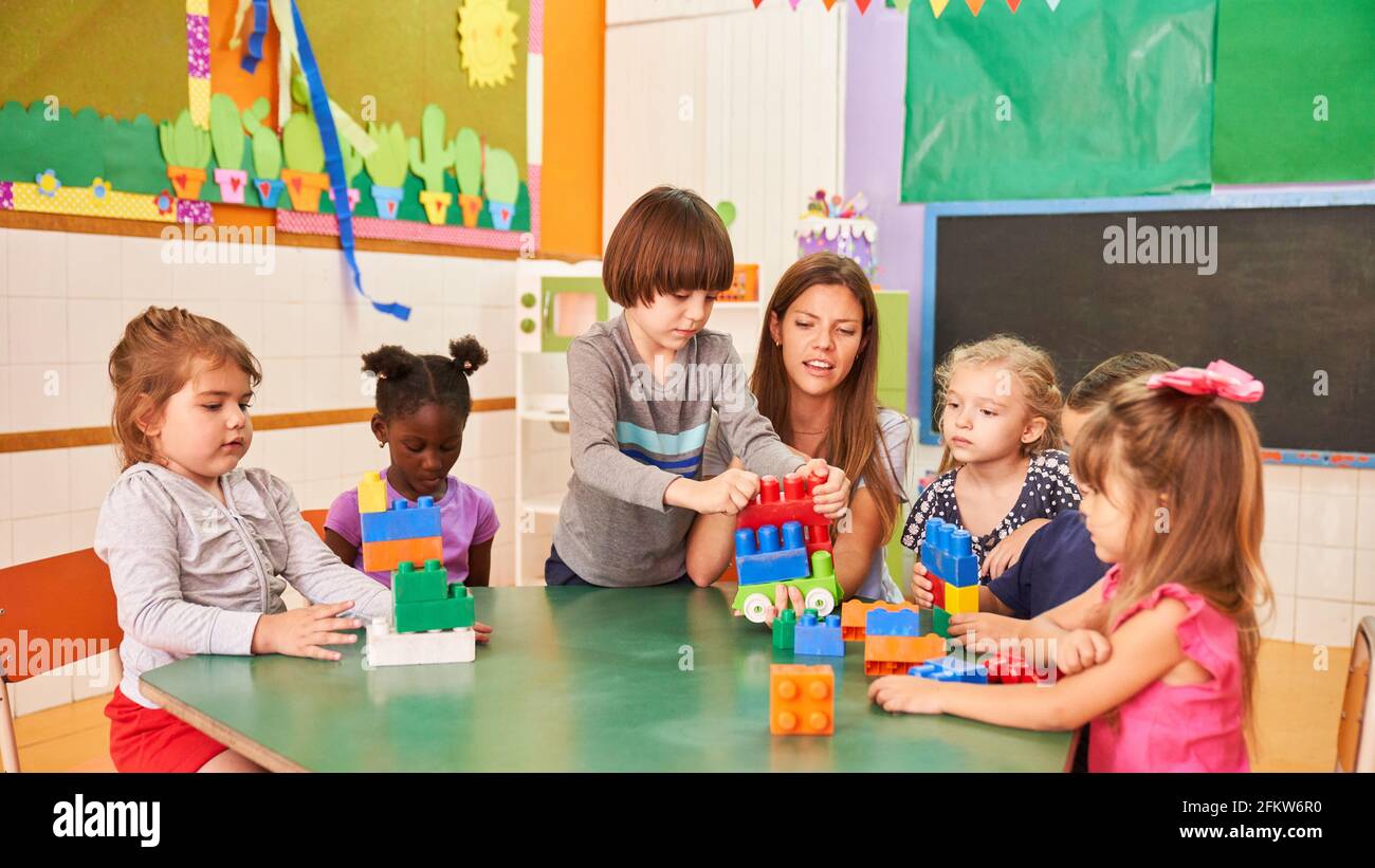 Multicultural children playing hi-res stock photography and images - Alamy