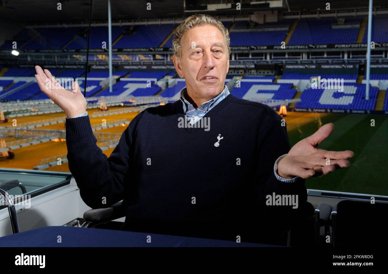 MARTIN CHIVERS AT WHITE HART LANE 9/12/2011. PICTURE DAVID ASHDOWN ...