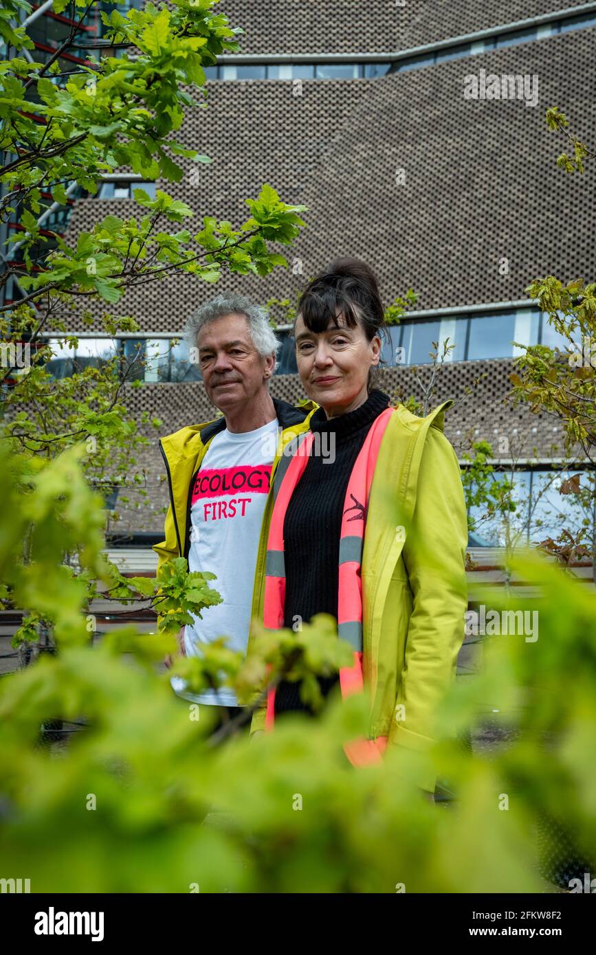 London, UK. 4 May 2021. British artists, Heather Ackroyd (R) and Dan ...