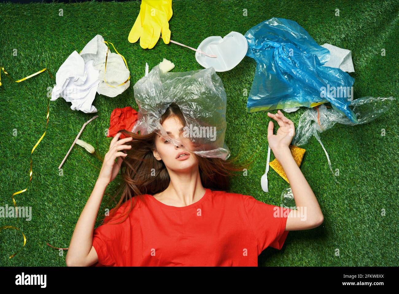 Collect litter around hi-res stock photography and images - Alamy