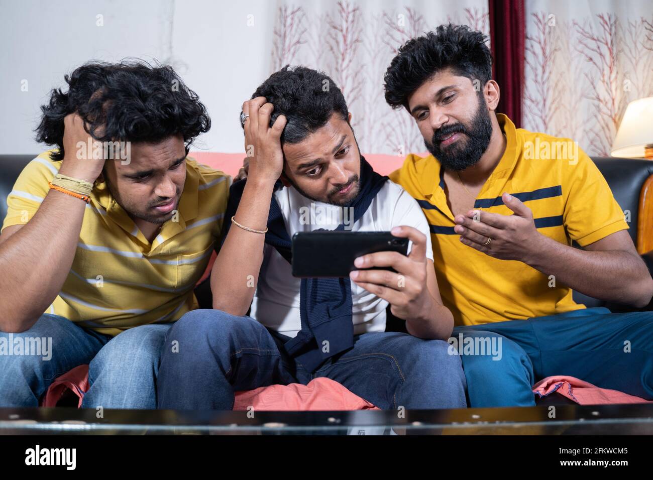 Internet speed slow hi-res stock photography and images - Alamy