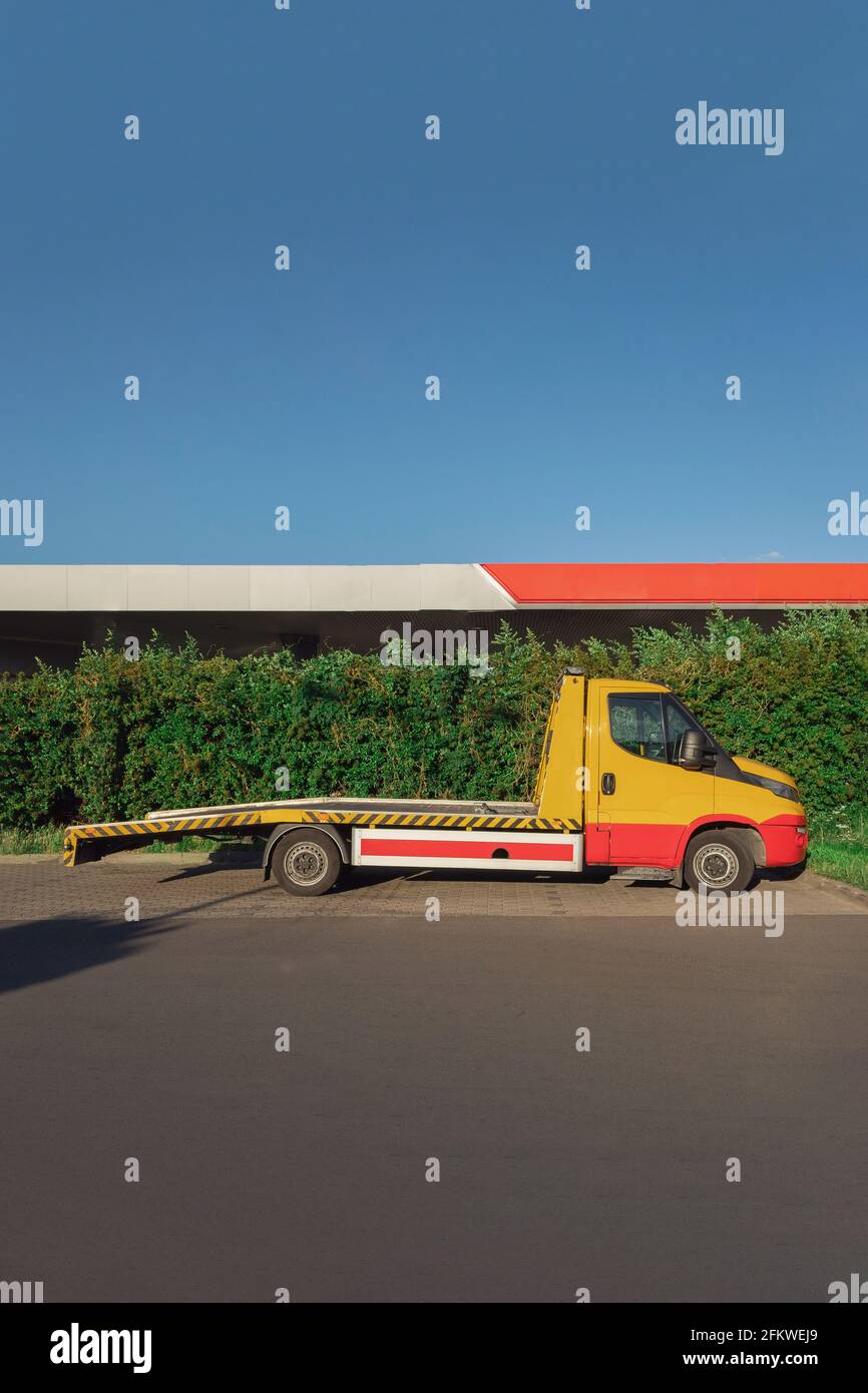 Emergency evacuation from vehicle hi-res stock photography and images ...