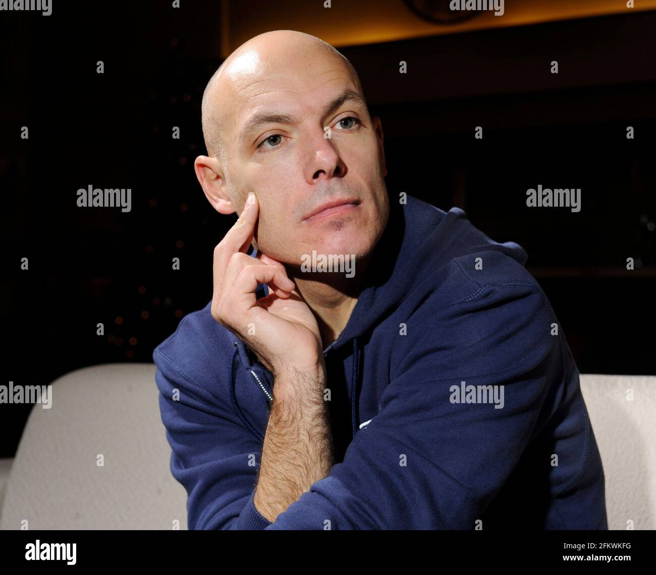 2010 world cup final howard webb hi-res stock photography and images ...