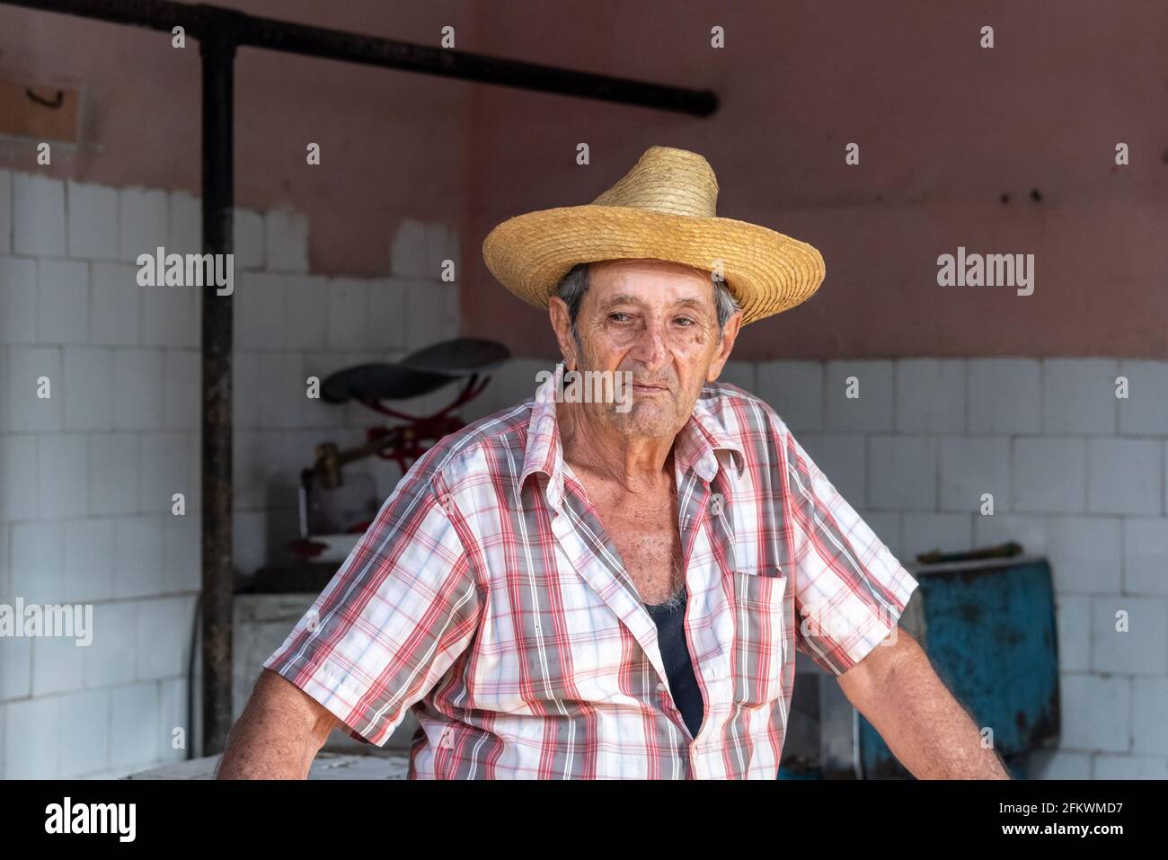 Empty butcher shop hi-res stock photography and images - Alamy