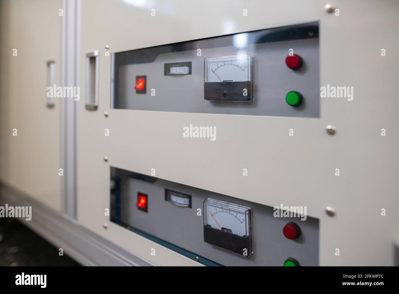 Fuse box and meter hi-res stock photography and images - Alamy