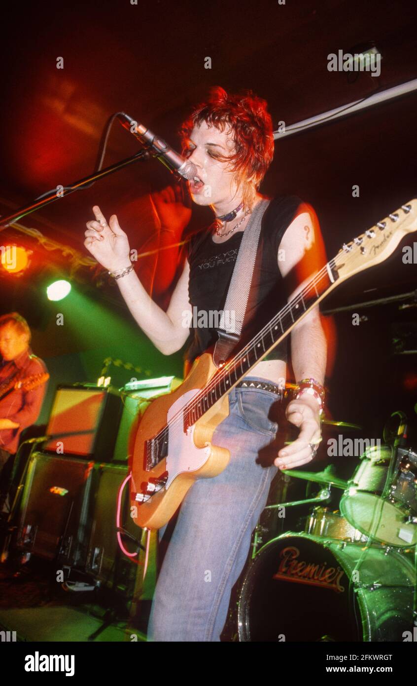 Matt browne 2000 hi-res stock photography and images - Alamy