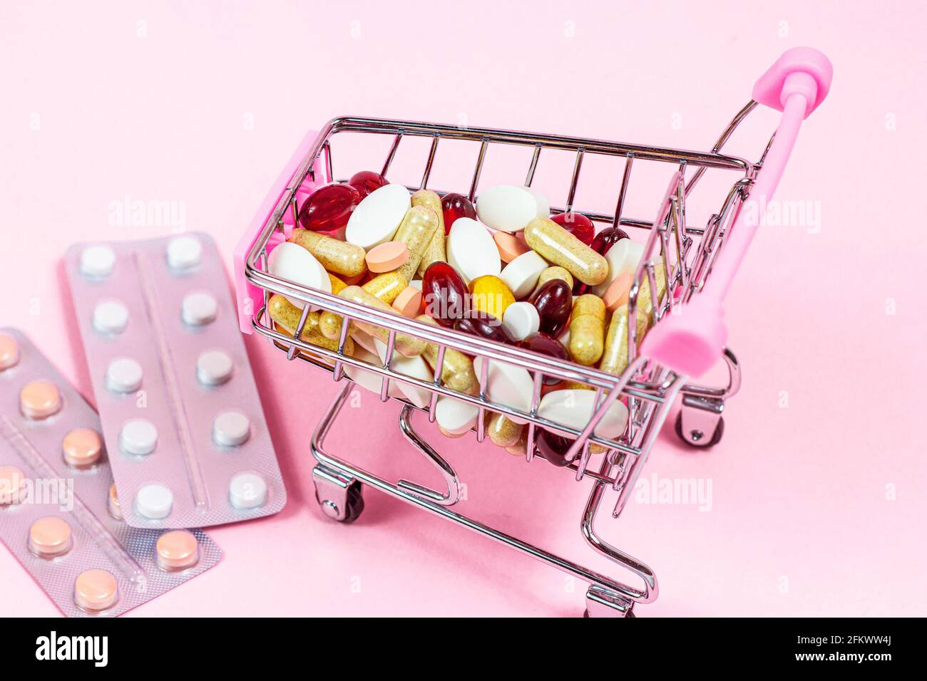 Medication cart hi-res stock photography and images - Alamy