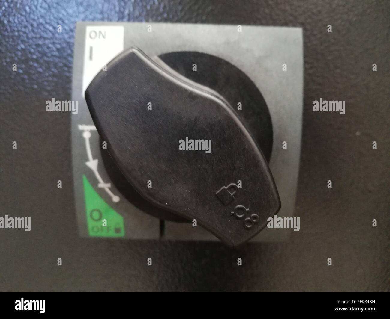 Switch machine button, a switch mode for turning the system on and off ...