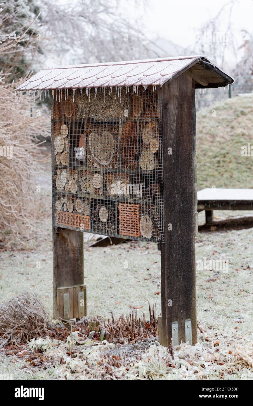 Insektenbehausungen hi-res stock photography and images - Alamy