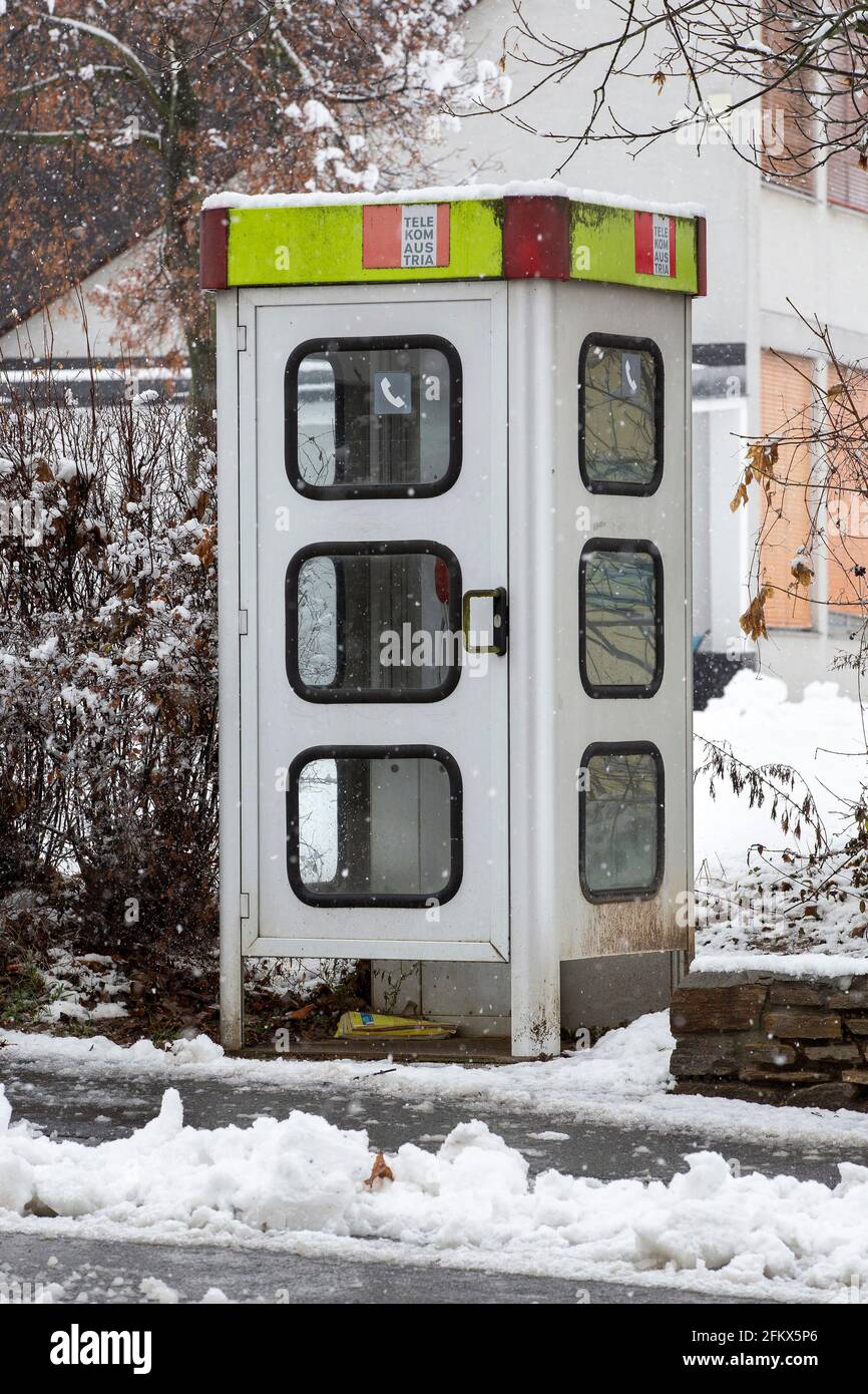 Operators booth hi-res stock photography and images - Alamy