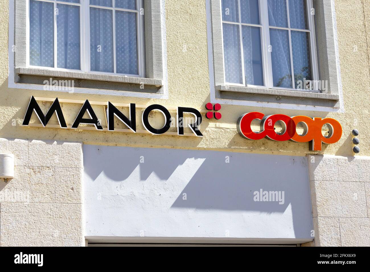 Manor department store switzerland hi-res stock photography and images ...