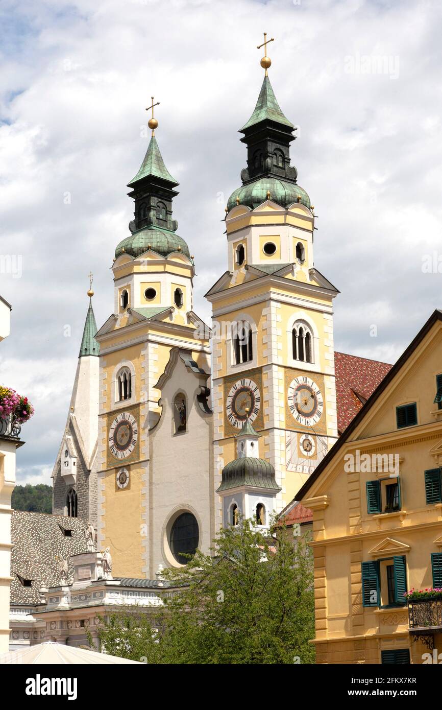 Brixen domplatz hi-res stock photography and images - Alamy
