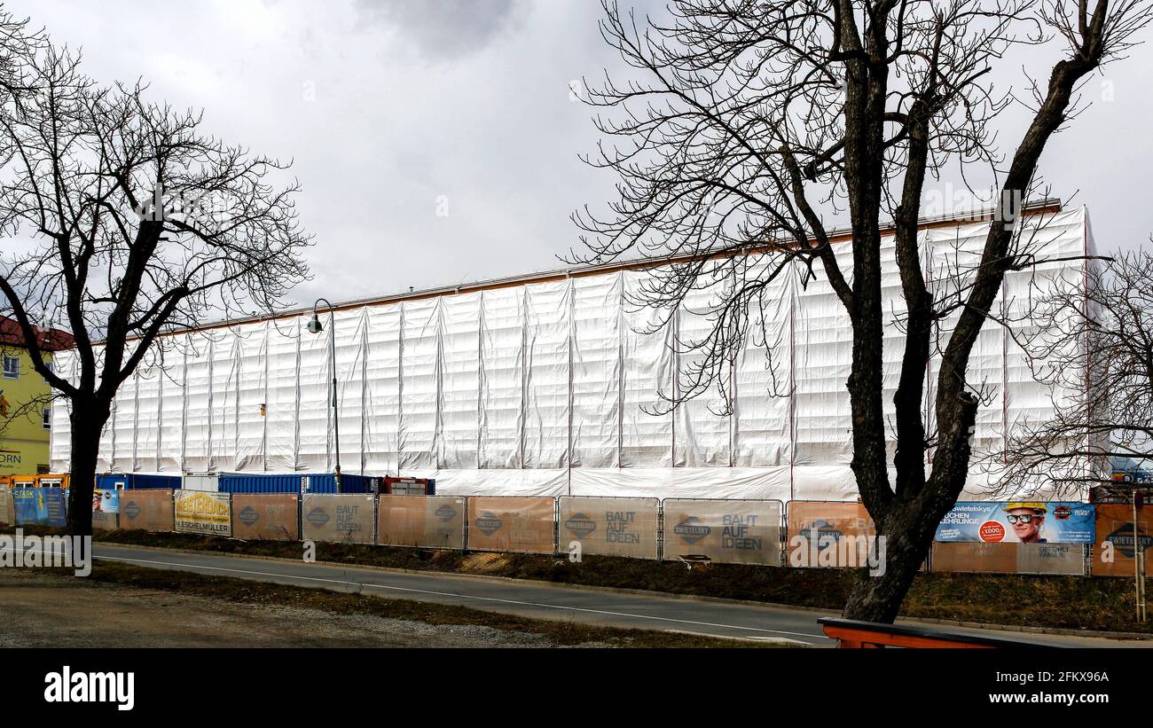 Construction Site, Privacy Screen Stock Photo - Alamy