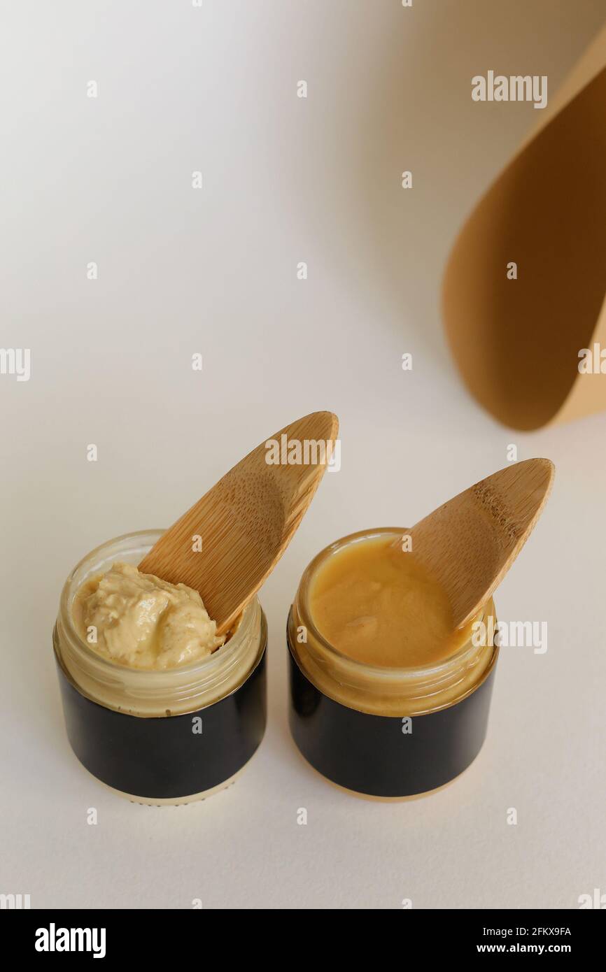 Texture close up Almond Butter or Peanut butter Stock Photo - Alamy
