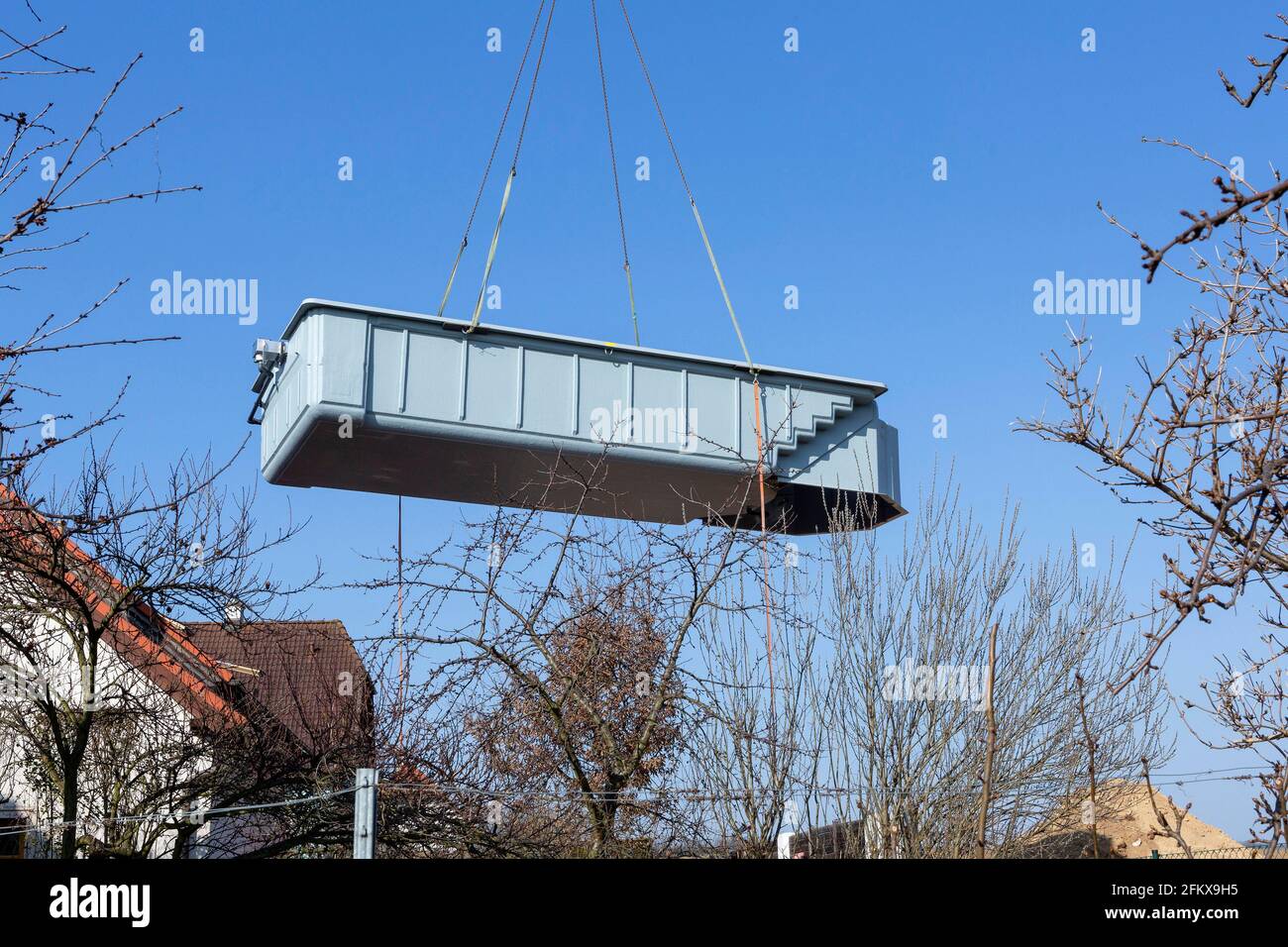 Swimming pool delivery hi-res stock photography and images - Alamy