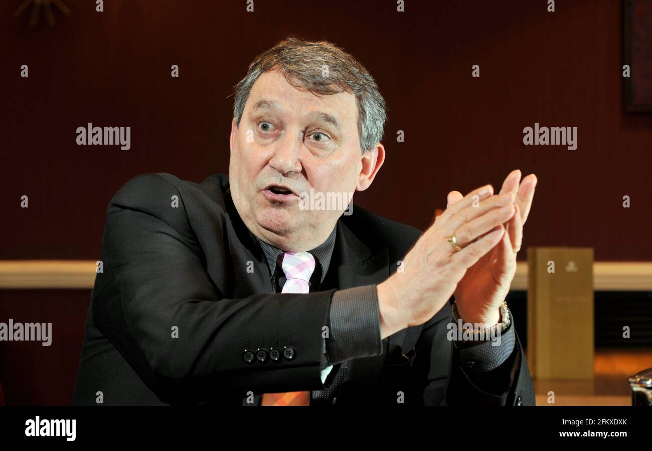 Graham taylor hi-res stock photography and images - Alamy