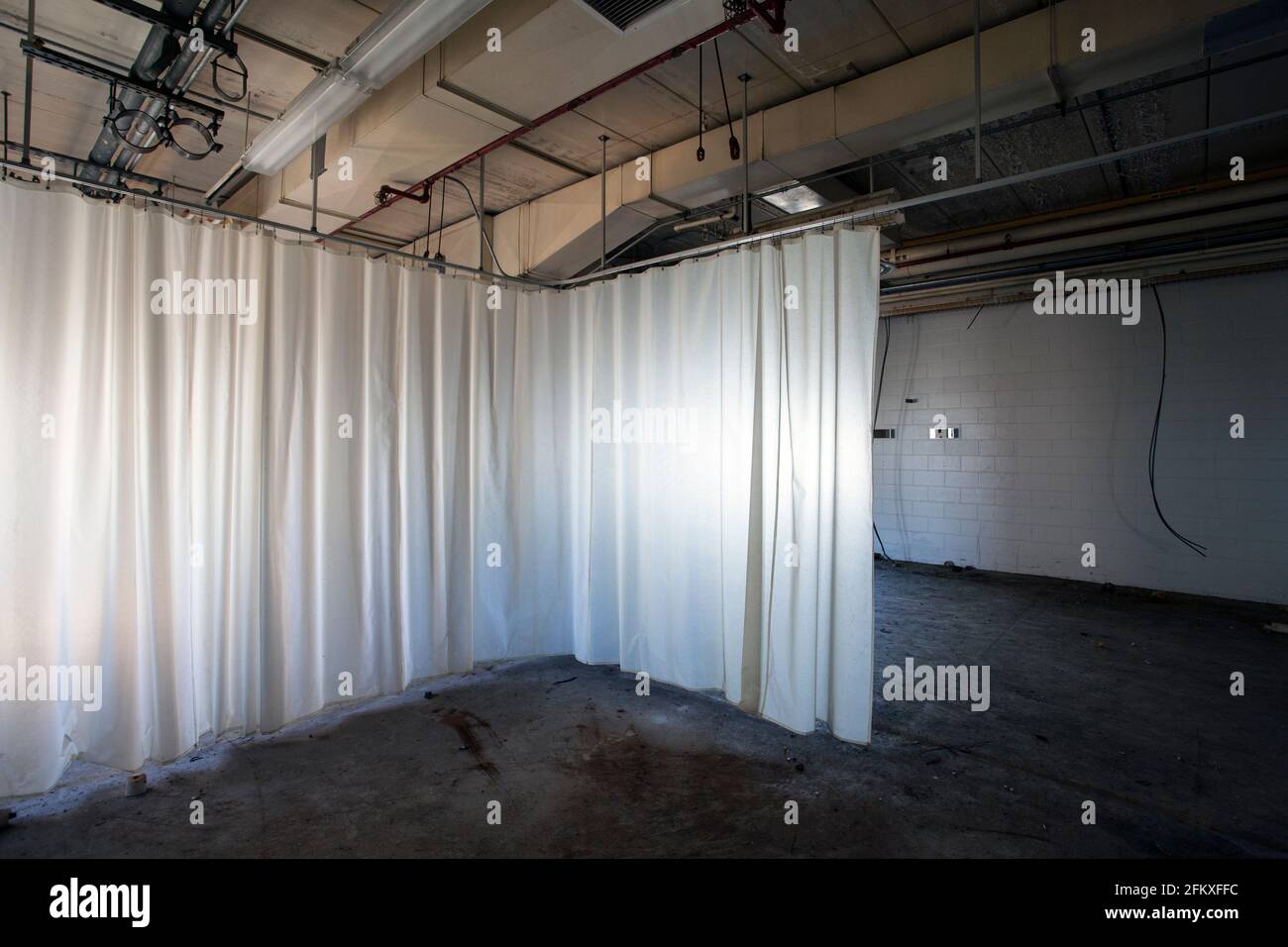 Interior of an abandoned decaying scientific laboratory Stock Photo - Alamy