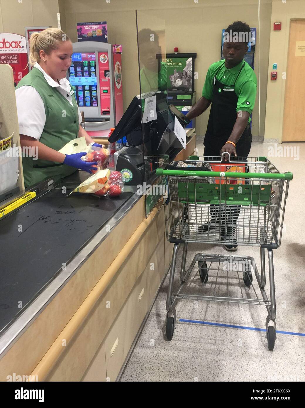 Coconut Creek - FL - 20200401 - Publix Supermarket has installed ...