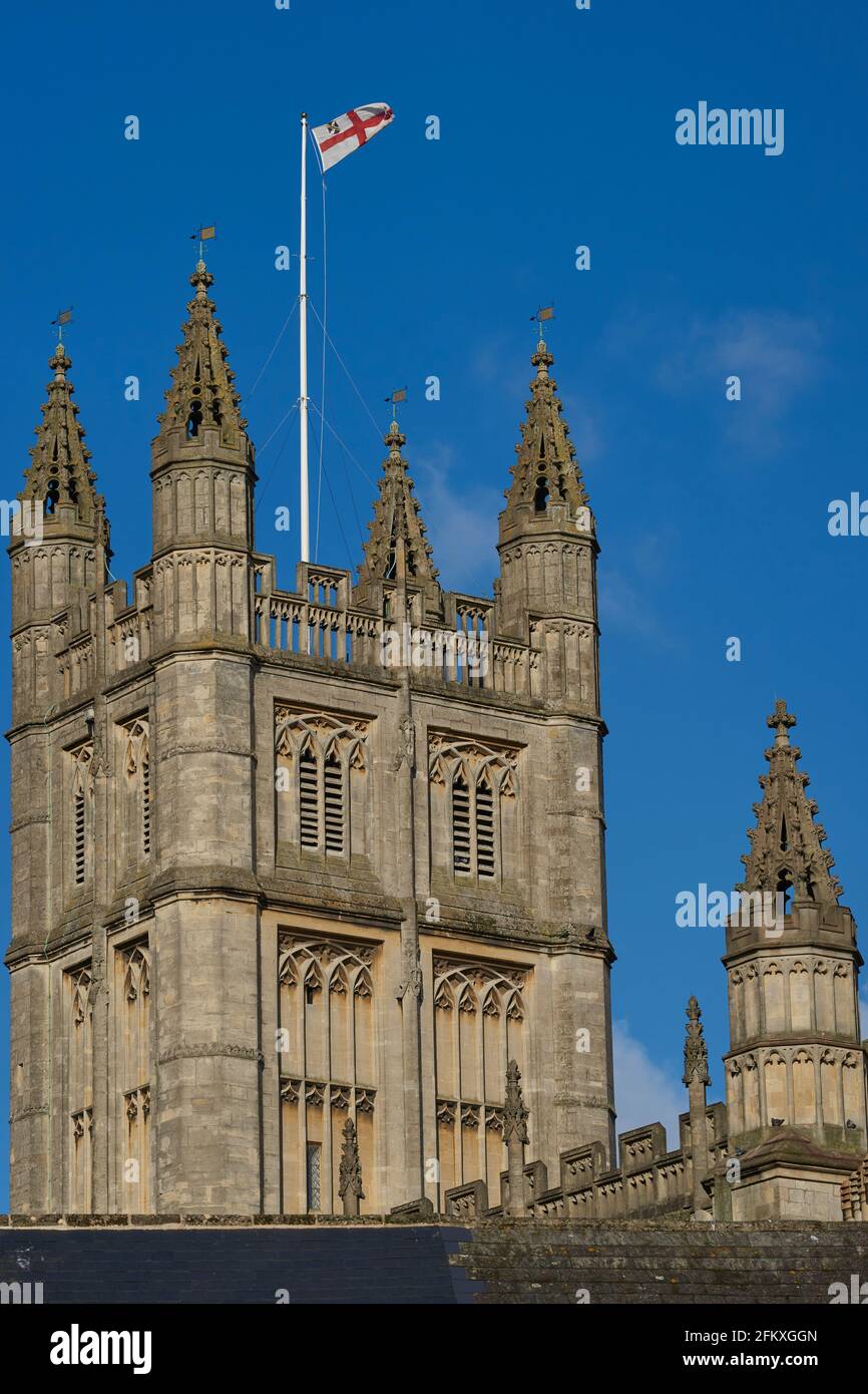 Tower of bath abbey hi-res stock photography and images - Alamy