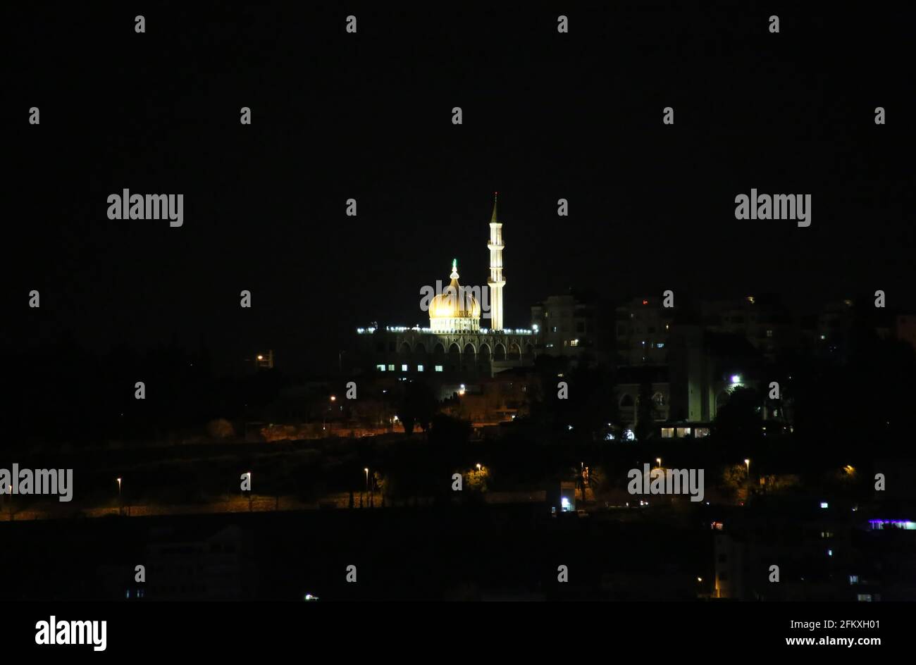 Nabi Saeen mosque in Nazareth in the night Stock Photo - Alamy