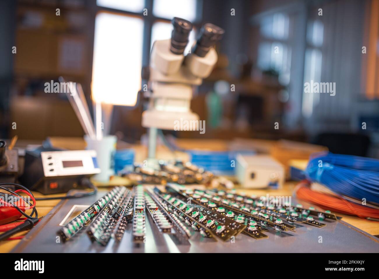 Electric circuit switch laboratory hi-res stock photography and images ...