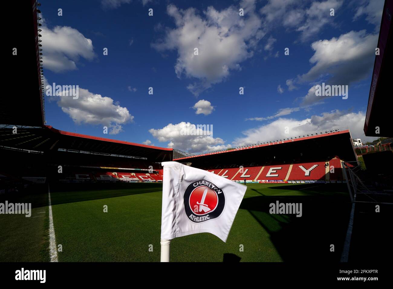 Soccer pitch corner stands hi-res stock photography and images - Alamy