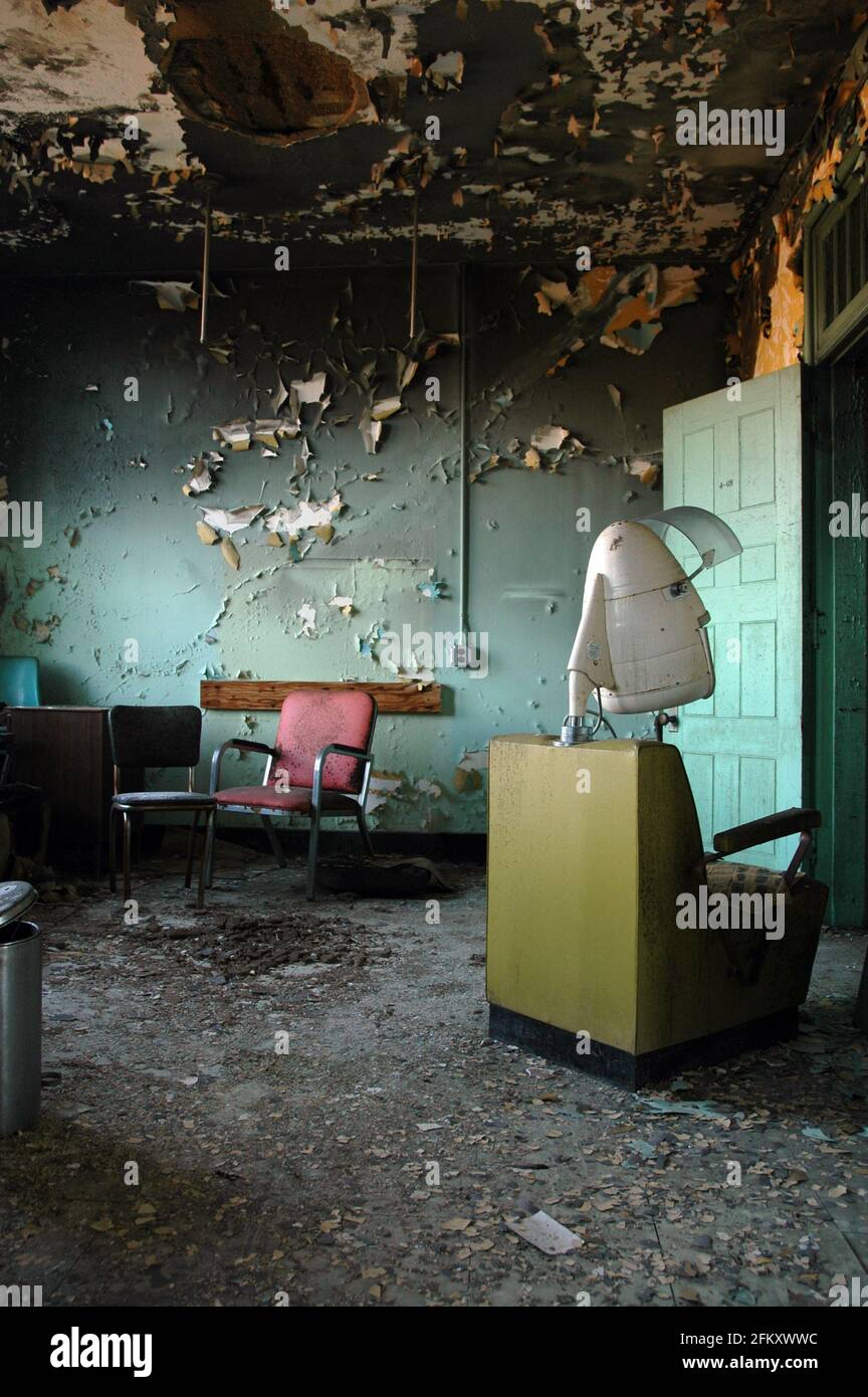 Mental health ward hospital hi-res stock photography and images - Alamy