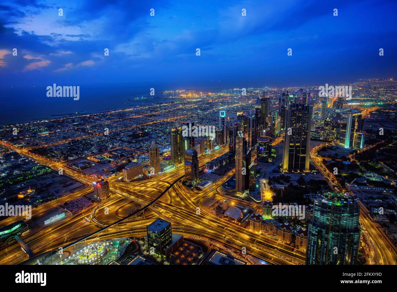 Worlds tallest buildings hi-res stock photography and images - Alamy