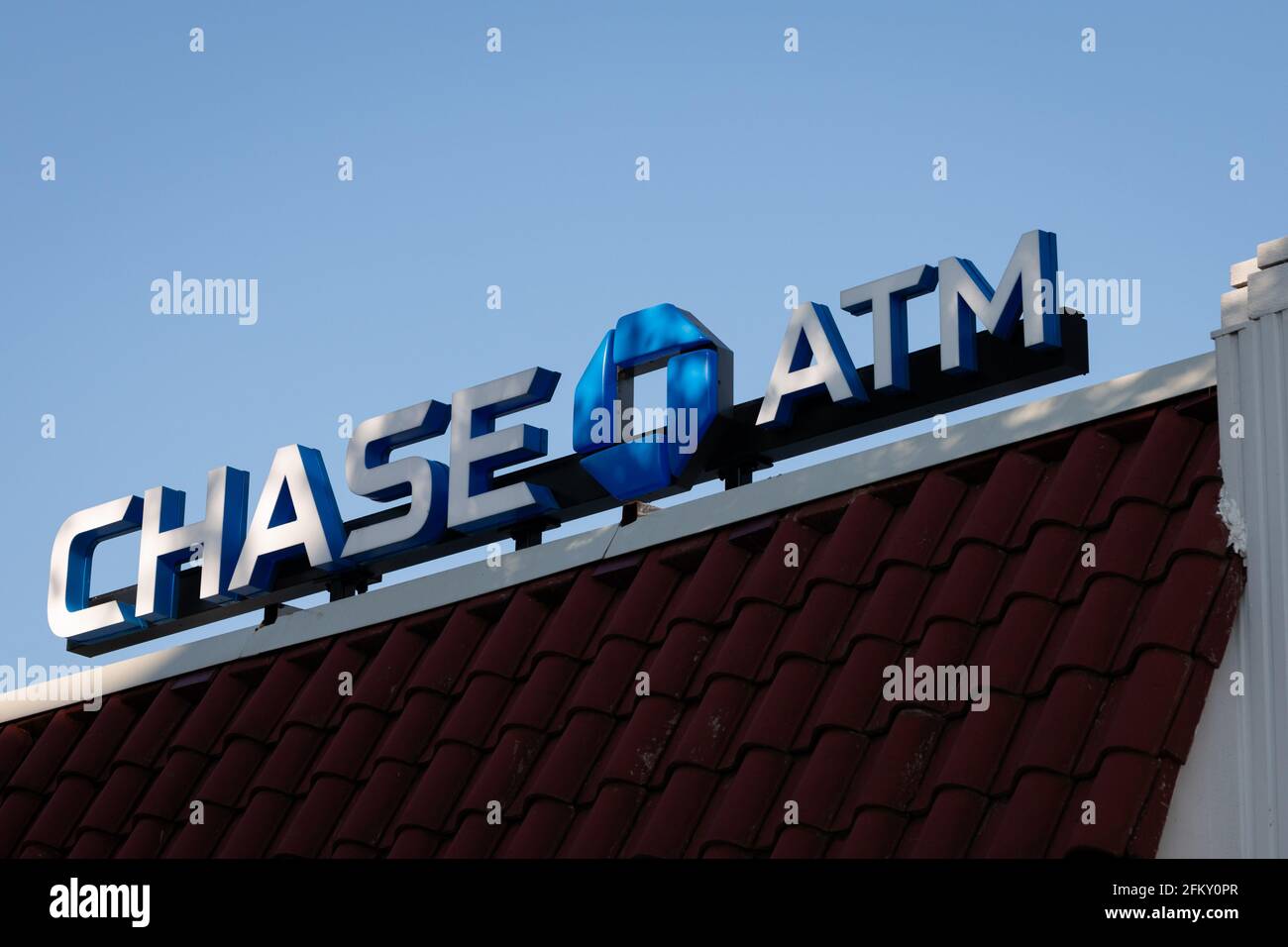 Atm logo hi-res stock photography and images - Alamy