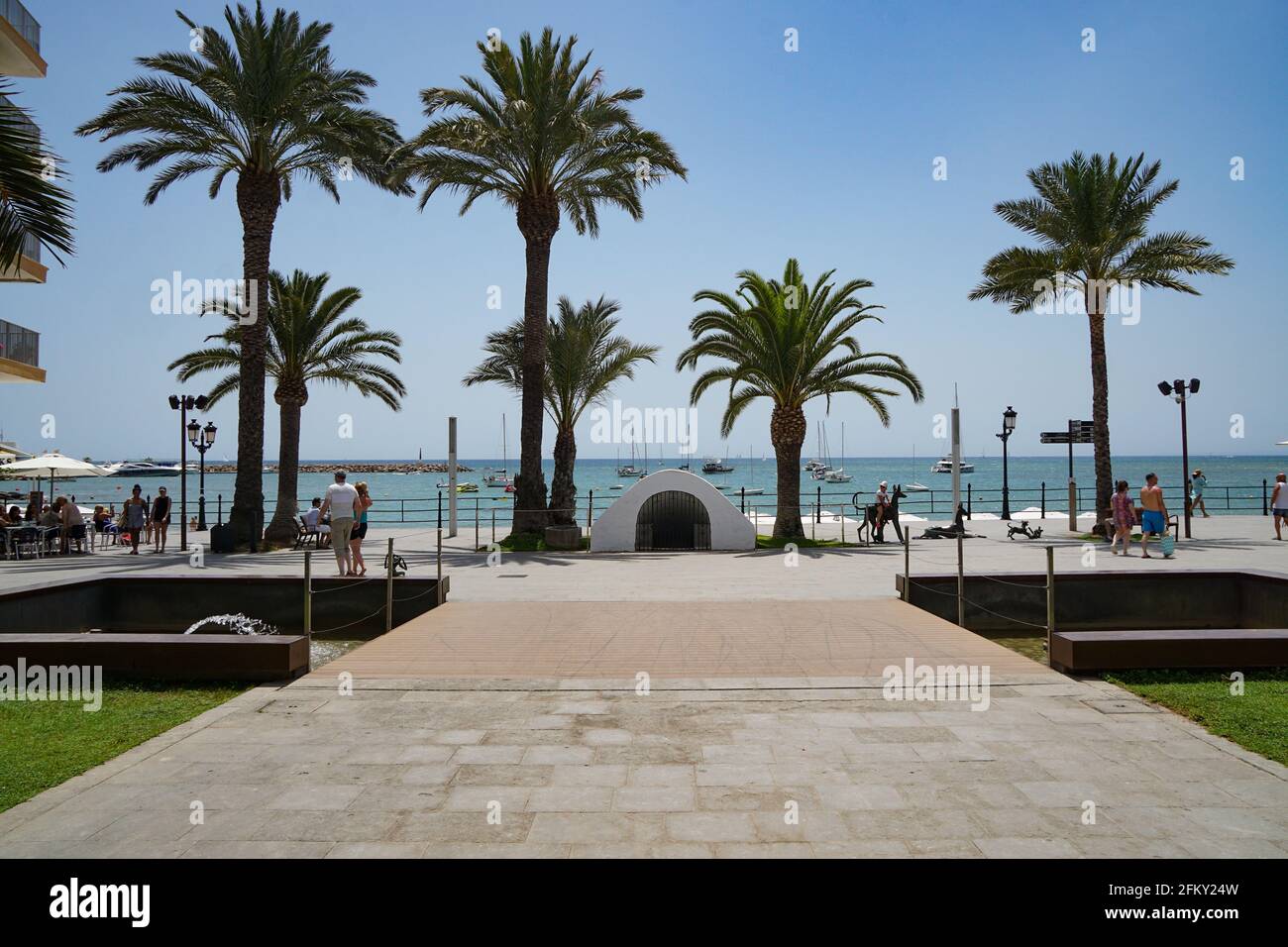 Eularia hi-res stock photography and images - Alamy