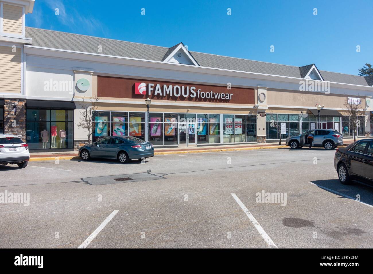 Exterior of Famous Footwear Retail Chain for Shoes Storefront at ...