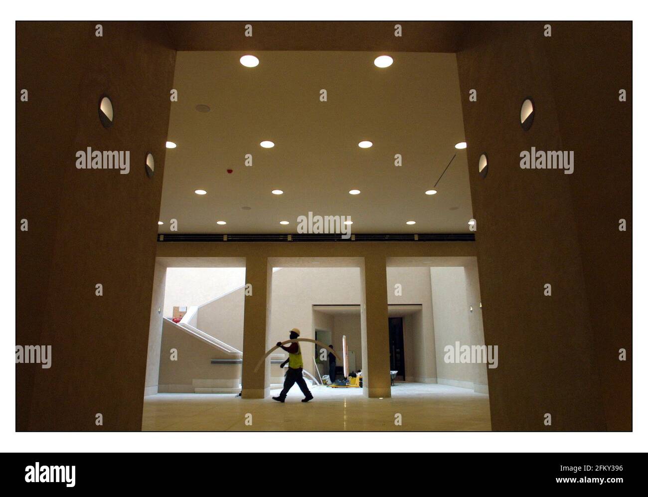 Tate gallery, New section of the Tate pic David Sandison 30/8/2001 ...