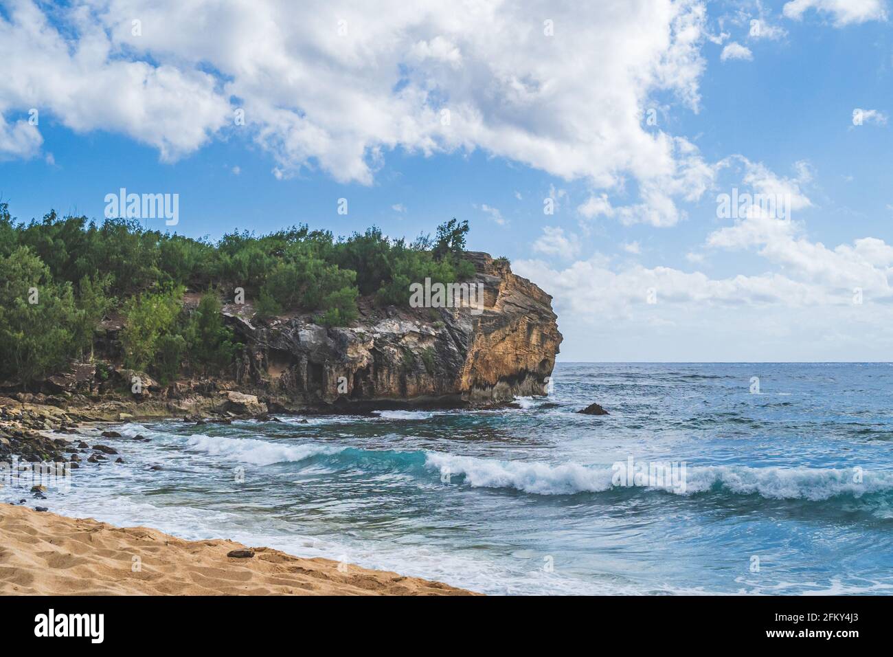 Aerial beach cliff waves hi-res stock photography and images - Alamy