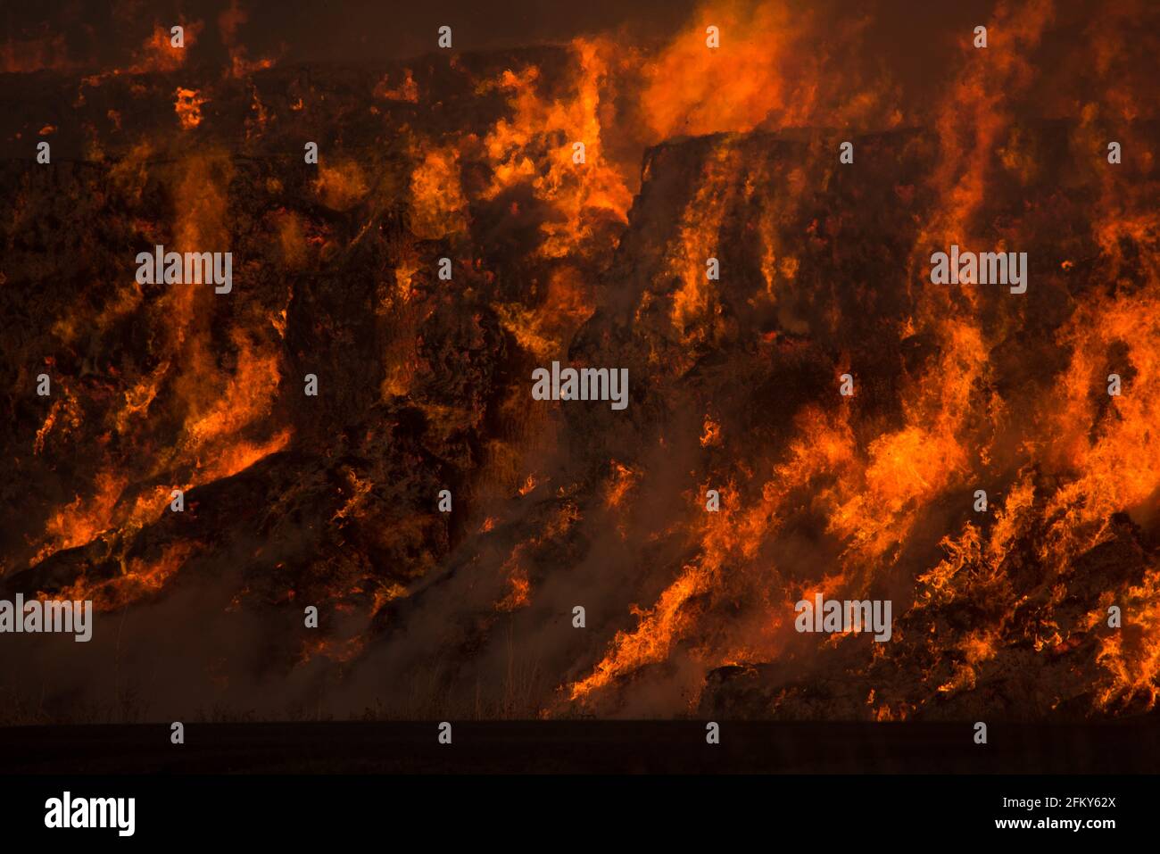 Ton Bale High Resolution Stock Photography and Images - Alamy