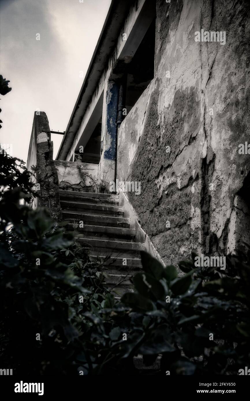 Stairs abandoned dilapidated building hi-res stock photography and ...