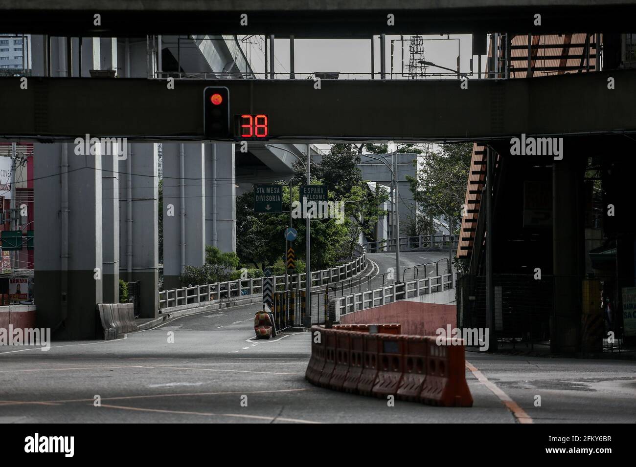 Manila lockdown hi-res stock photography and images - Alamy