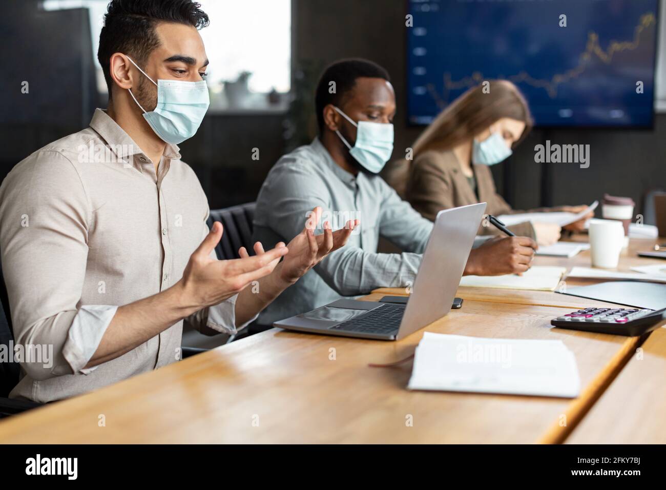 Virtual medical team hi-res stock photography and images - Alamy
