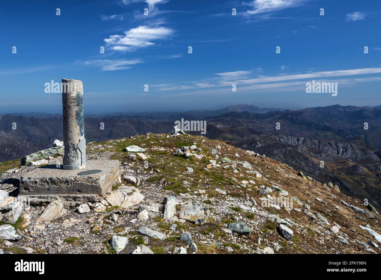 The views from the summit are amazing Stock Photo - Alamy