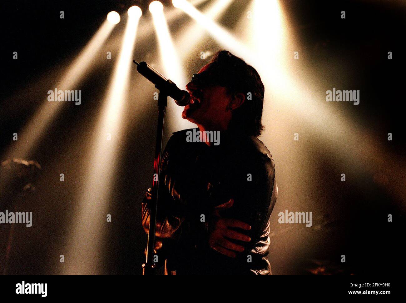 Bono singer hi-res stock photography and images - Alamy