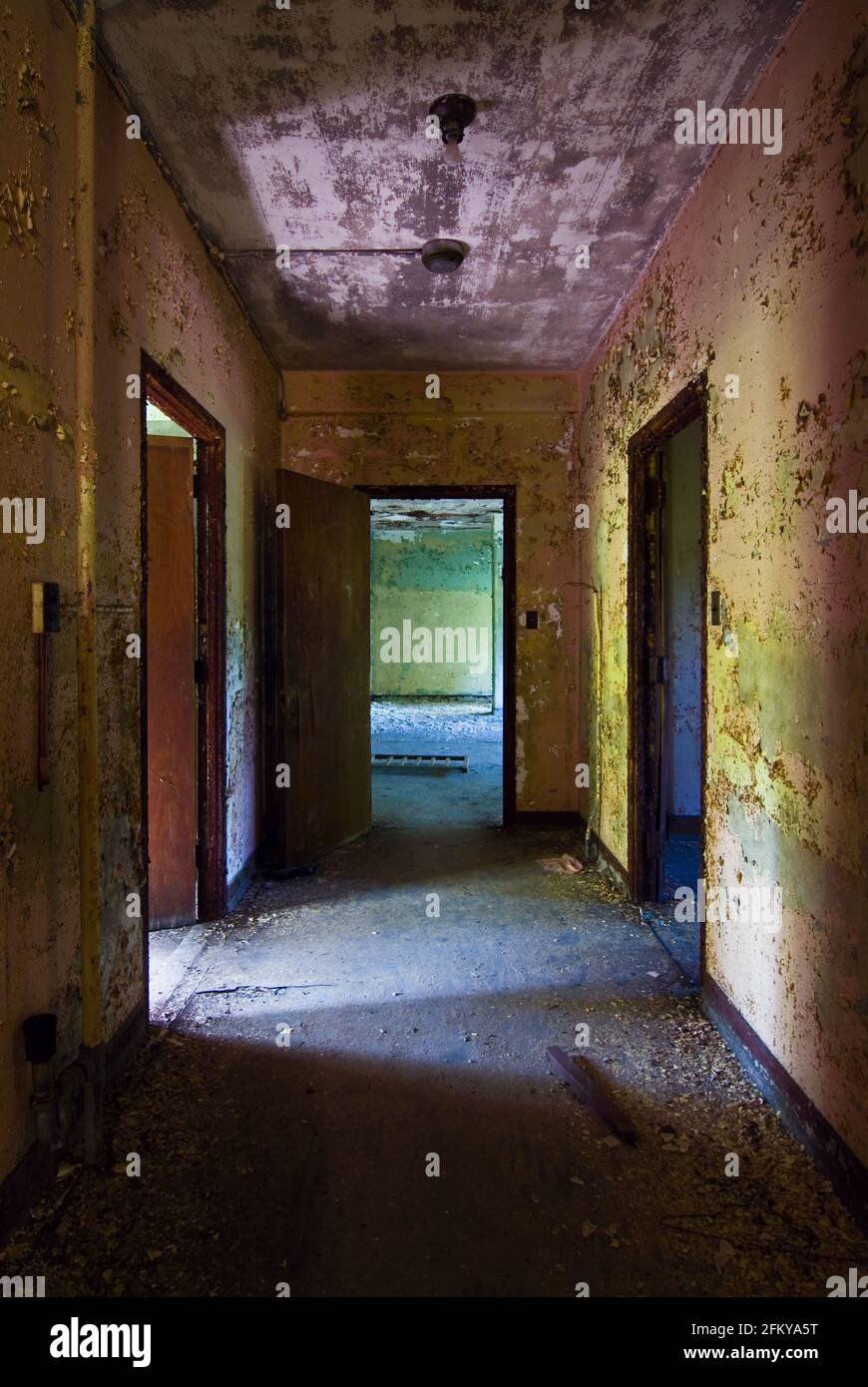 Lunatic asylum ward hi-res stock photography and images - Alamy