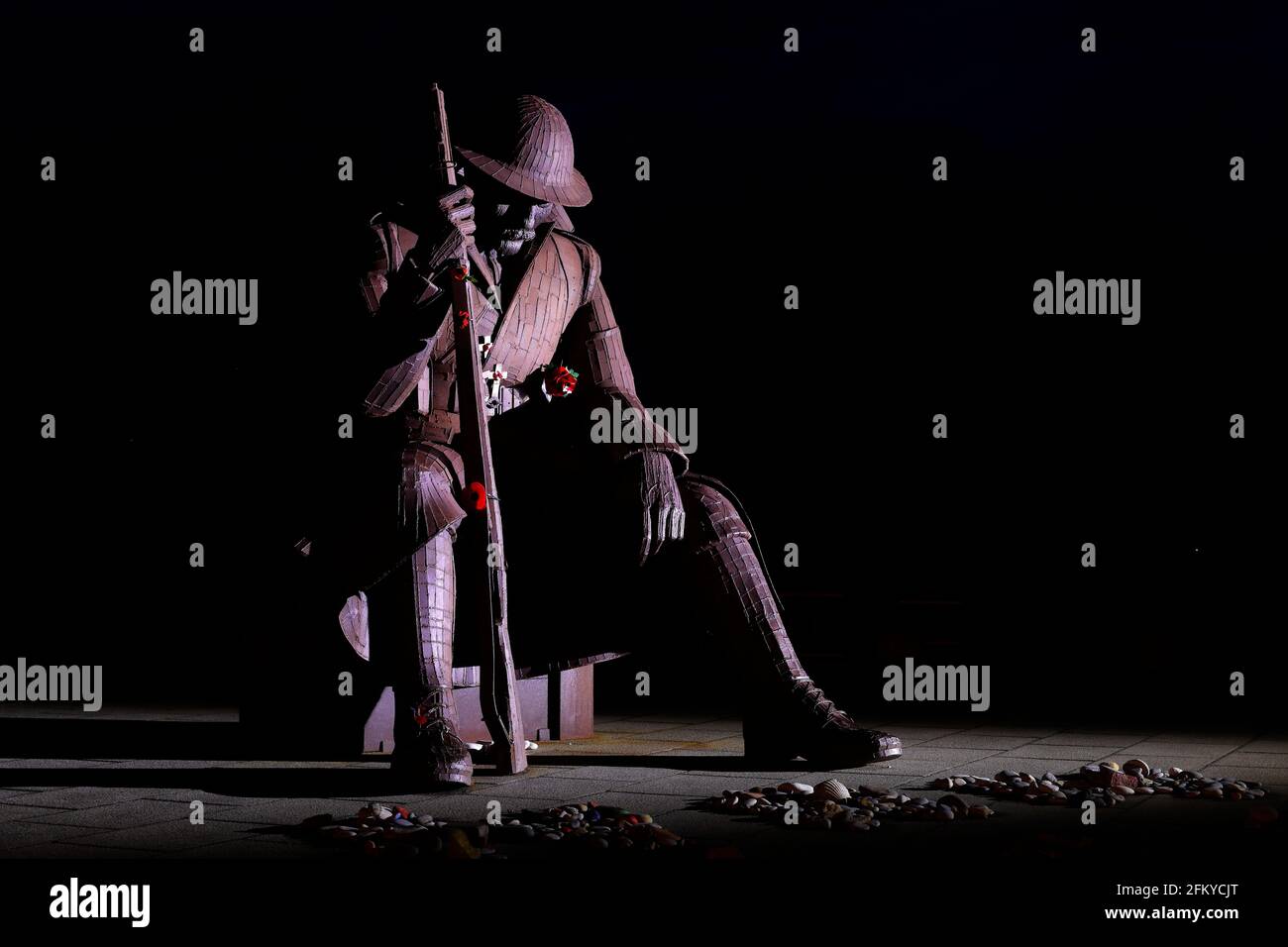 World War 1 statue by Ray Lonsdale, entitled 'Eleven o one' & located ...