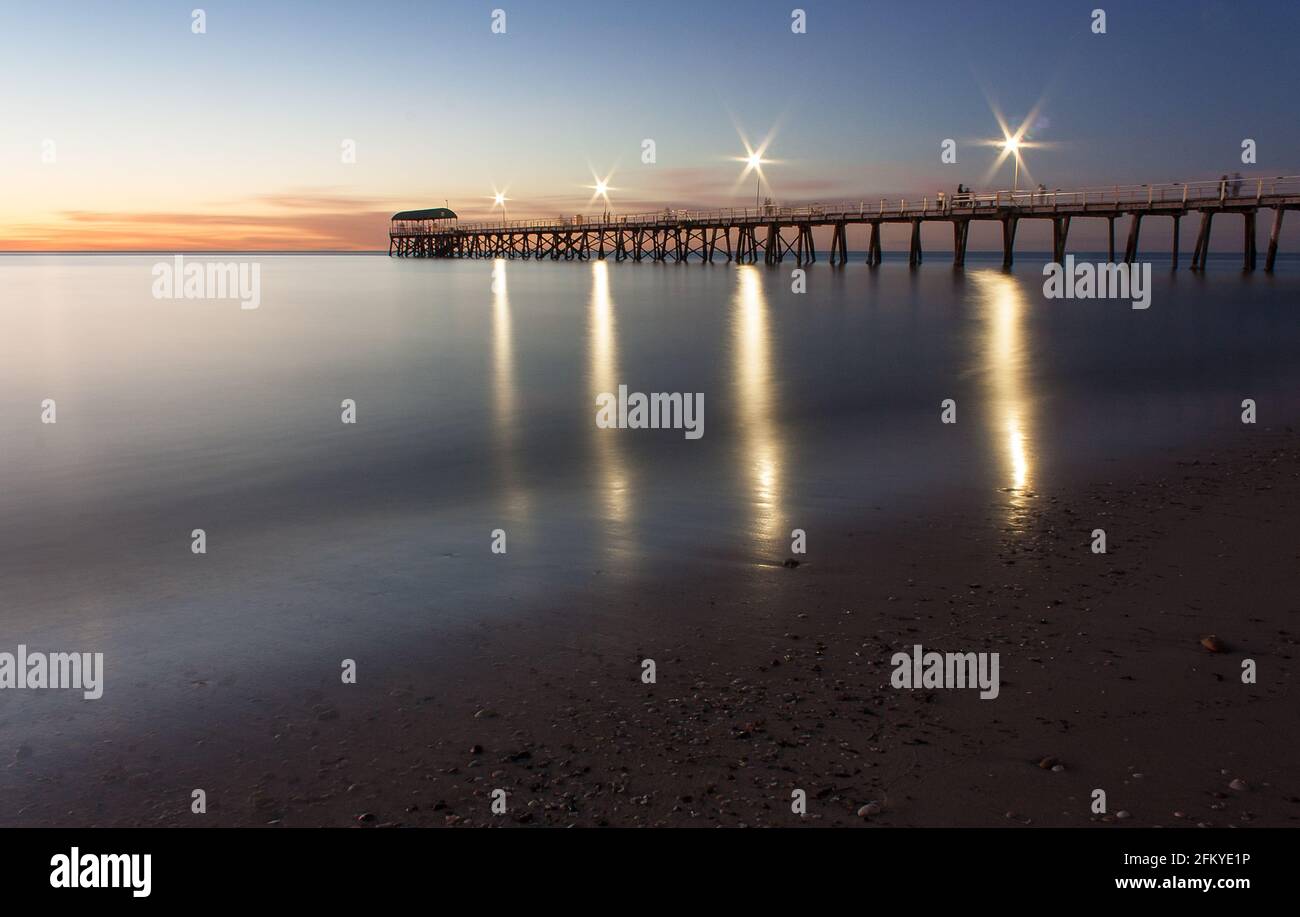 Henley beach hi-res stock photography and images - Alamy