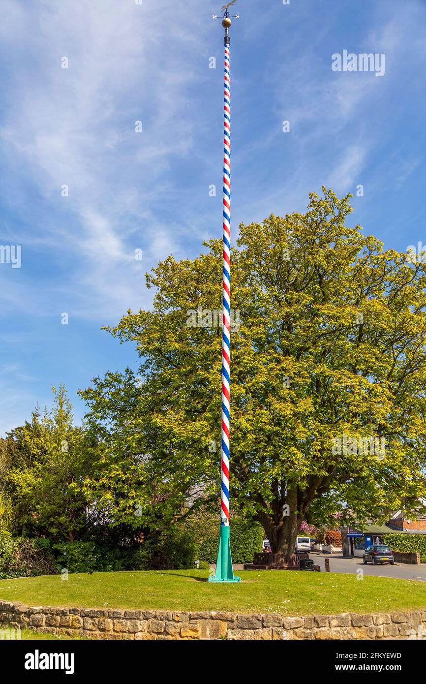 Maypole hi-res stock photography and images - Alamy
