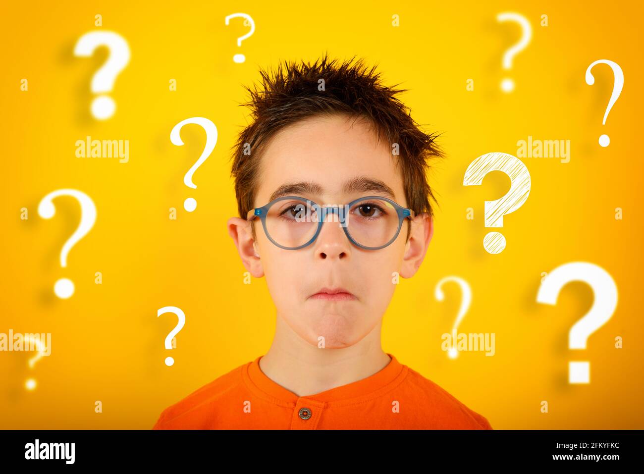 Child question mark hi-res stock photography and images - Alamy