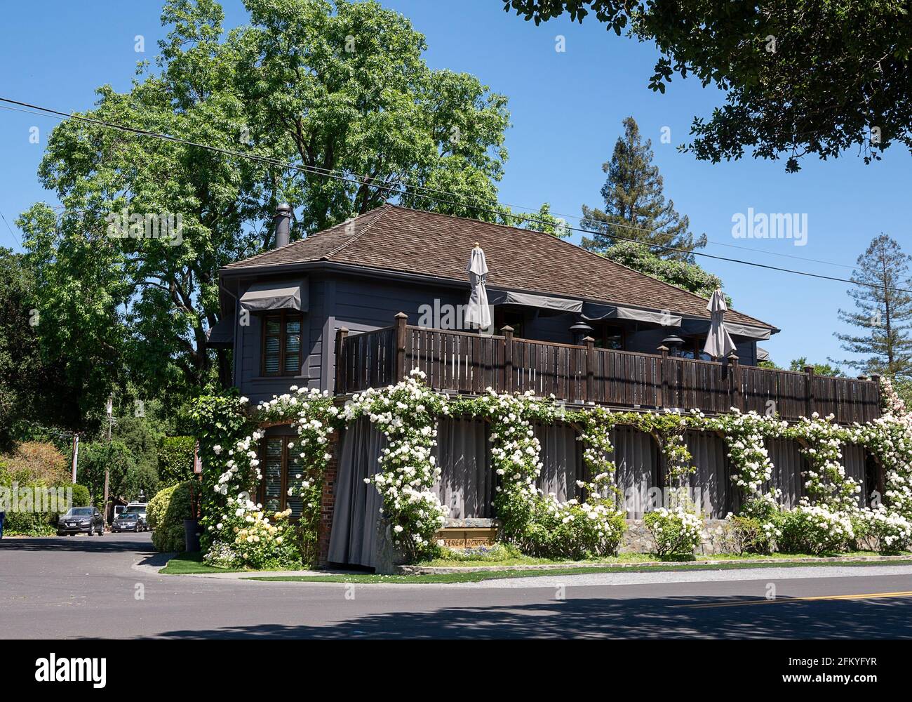 Gavin newsom french laundry hi-res stock photography and images - Alamy
